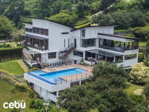 This Mountain Resort In Adlaon Is A Relaxing Staycation Hub!